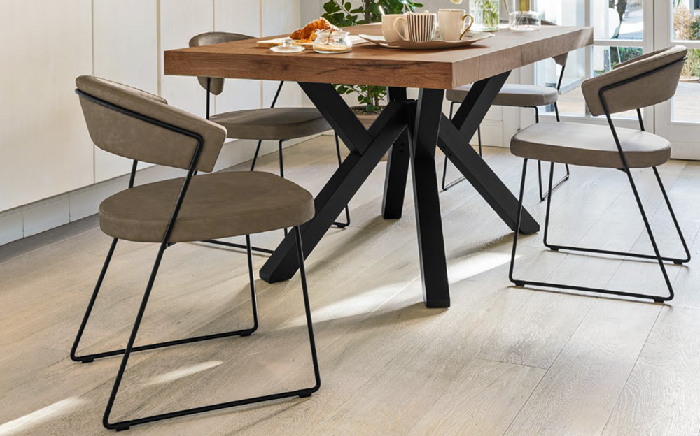 Connubia New York Chair Sleigh Legs